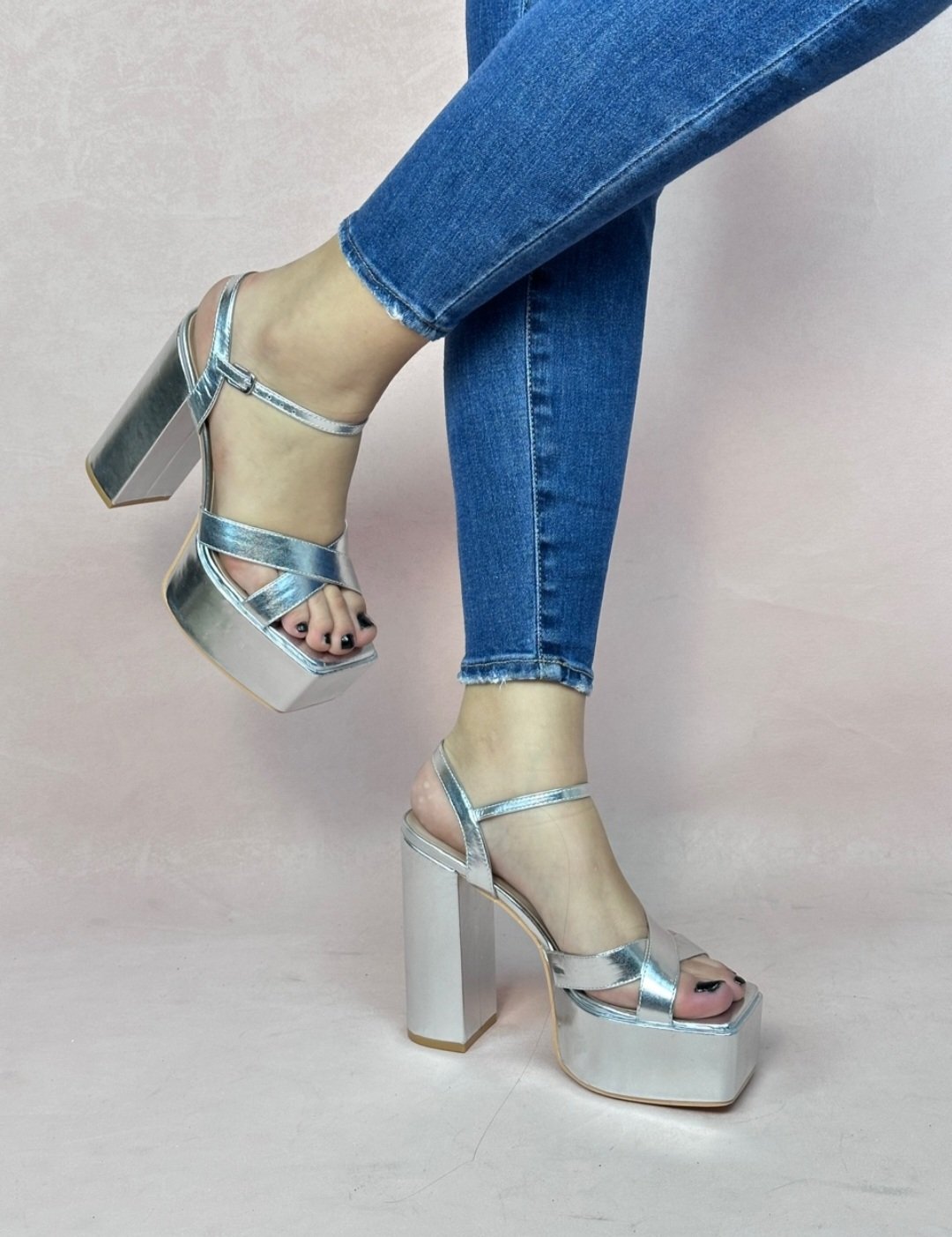 FIESTA PLATEADA GH007 – Mi Amanda Shoes